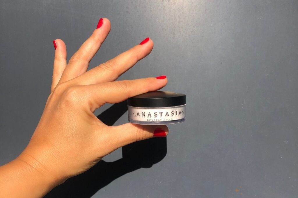 What Does Setting Powder Do?